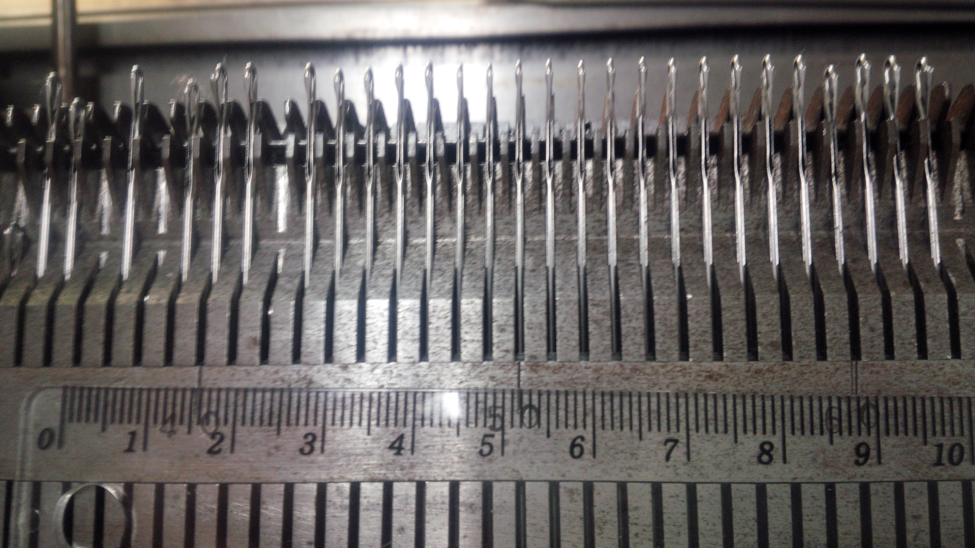 Understanding Thread Thickness and Knitting Machine Gauges - KNIT ...